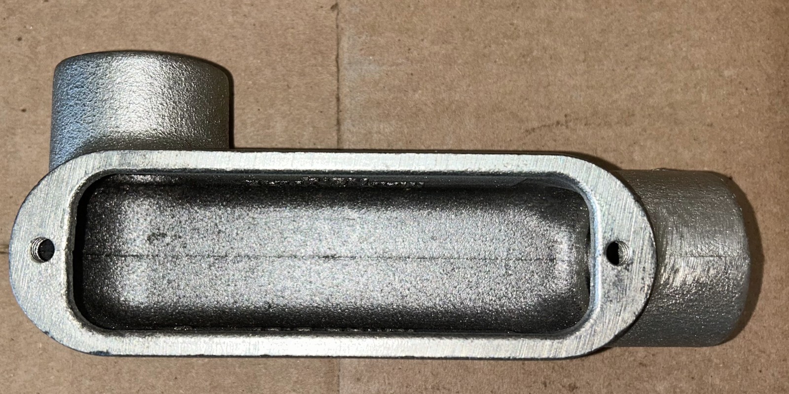 Eaton Crouse Hinds LL38 - LL Shape 1" Condulet Conduit Outlet Body ...