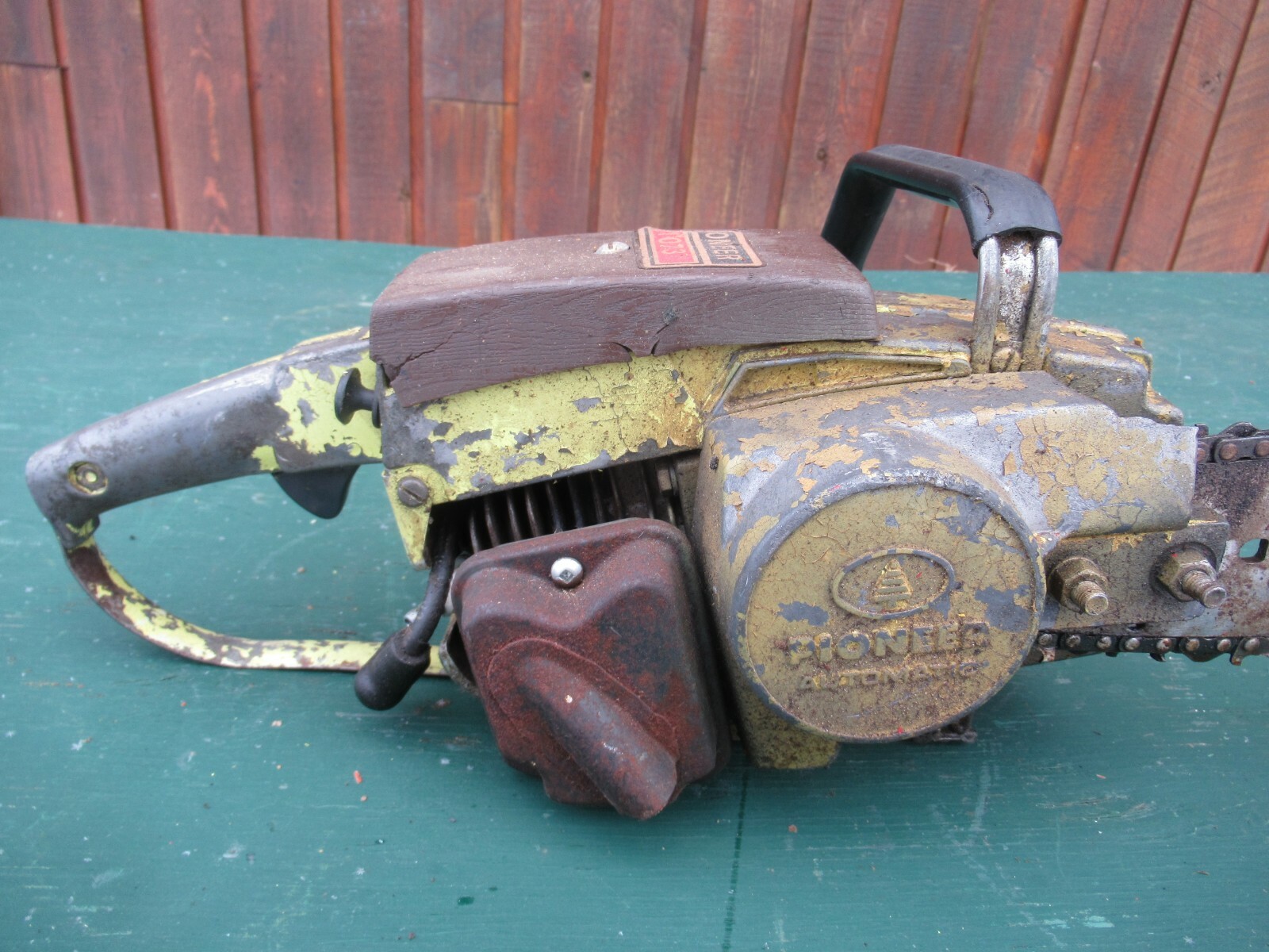 Vintage PIONEER 1073 Chainsaw Chain Saw with 15" Bar | eBay