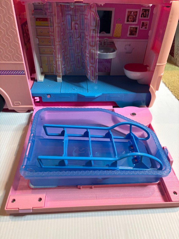 Vintage Mattel Barbie DREAM CAMPER RV 1996 FoldOut Motorhome Trailer ...