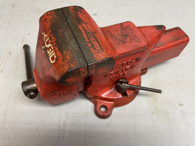 Vises - Ridgid Bench Vise