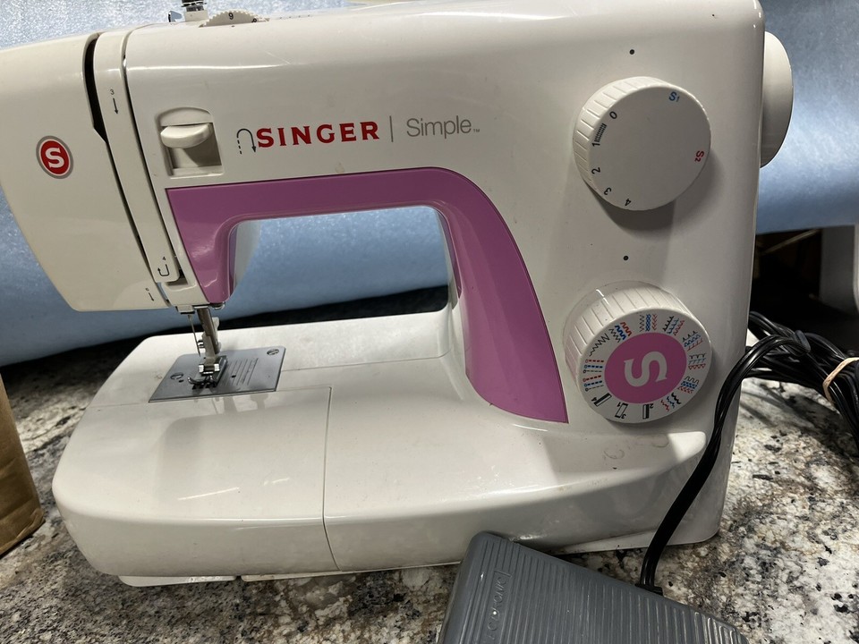 Singer Simple Sewing Machine 3223 Pink/white | eBay