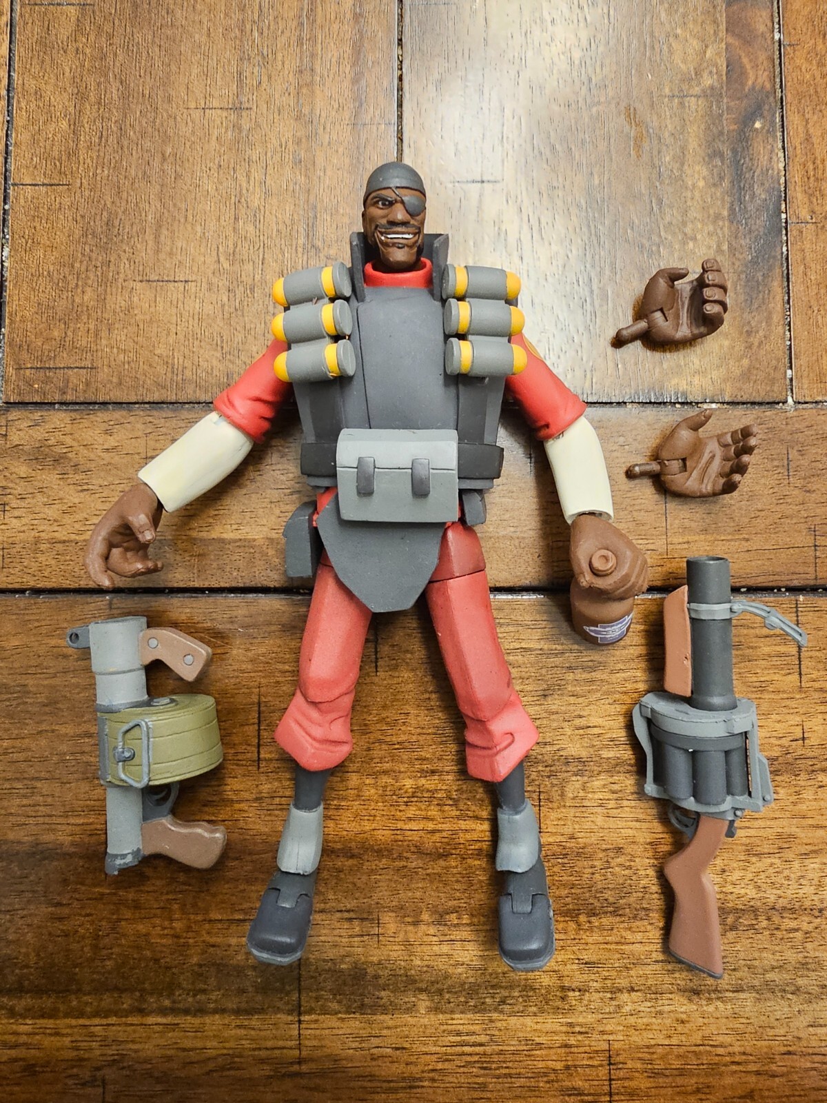 Team Fortress 2: The Demoman RED Action Figure NECA RARE Used | eBay