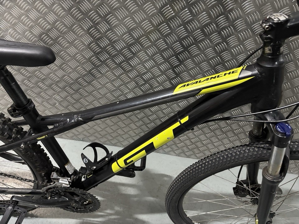 GT avalanche Small Frame 27.5 Inch Wheel Mountain Bike | eBay UK