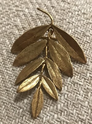 Vintage MMA Metropolitan Museum Gold tone Movable Leaf Pin Brooch | eBay