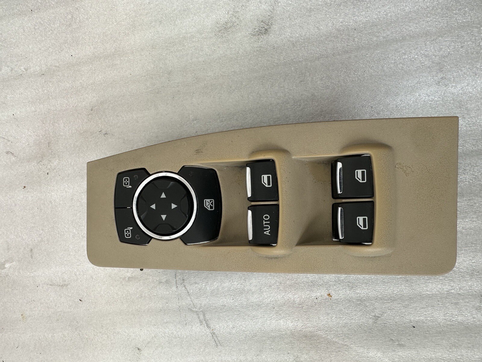 2013-2019 Ford Taurus Front LH Door Master Power Window Switch DG1T ...