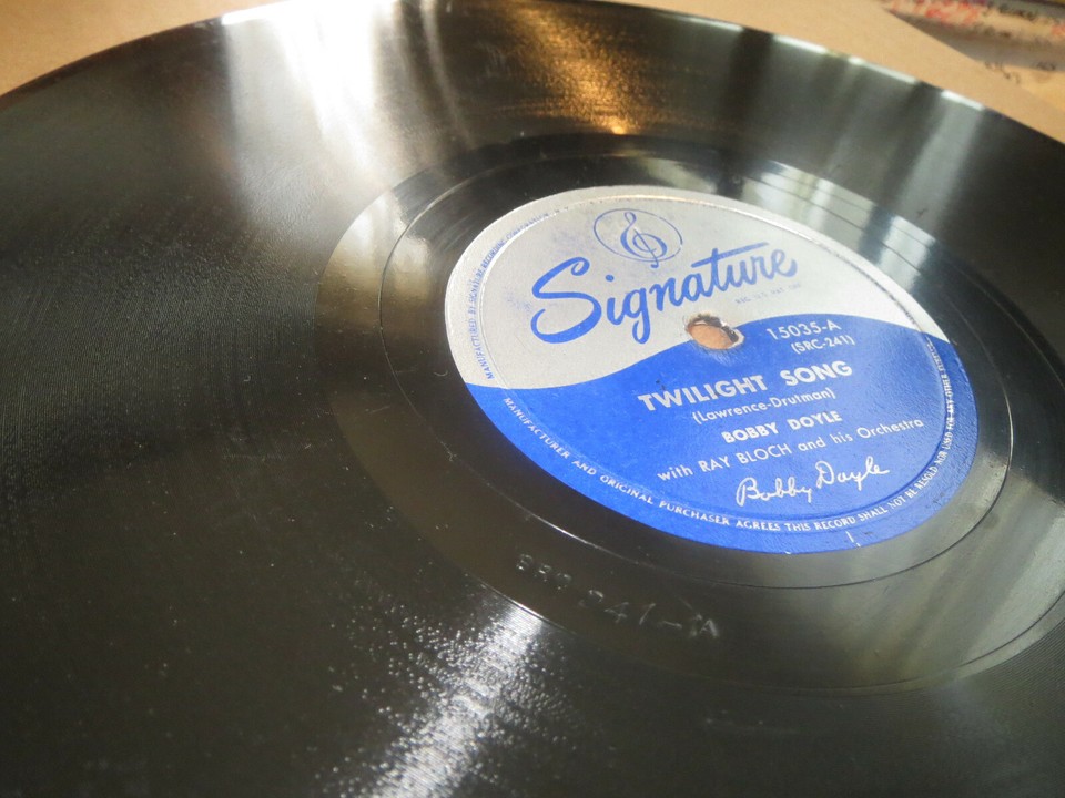 78RPM Signature 15035 Bobby Doyle, Twilight Song / Adventure nice, mild ...