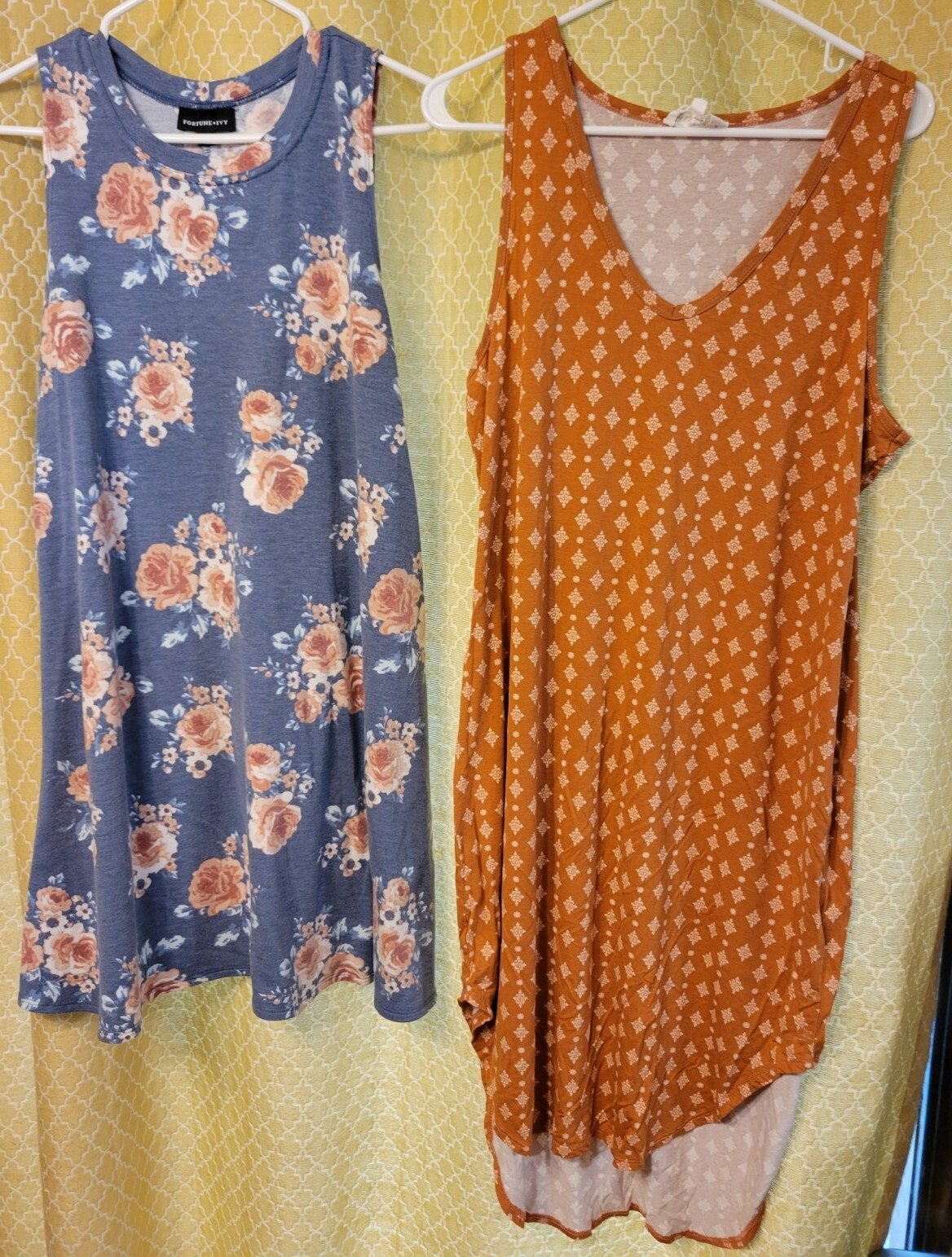 Lot Of 2 Casual Sleeveless Dresses Fortune + Ivy And … - Gem