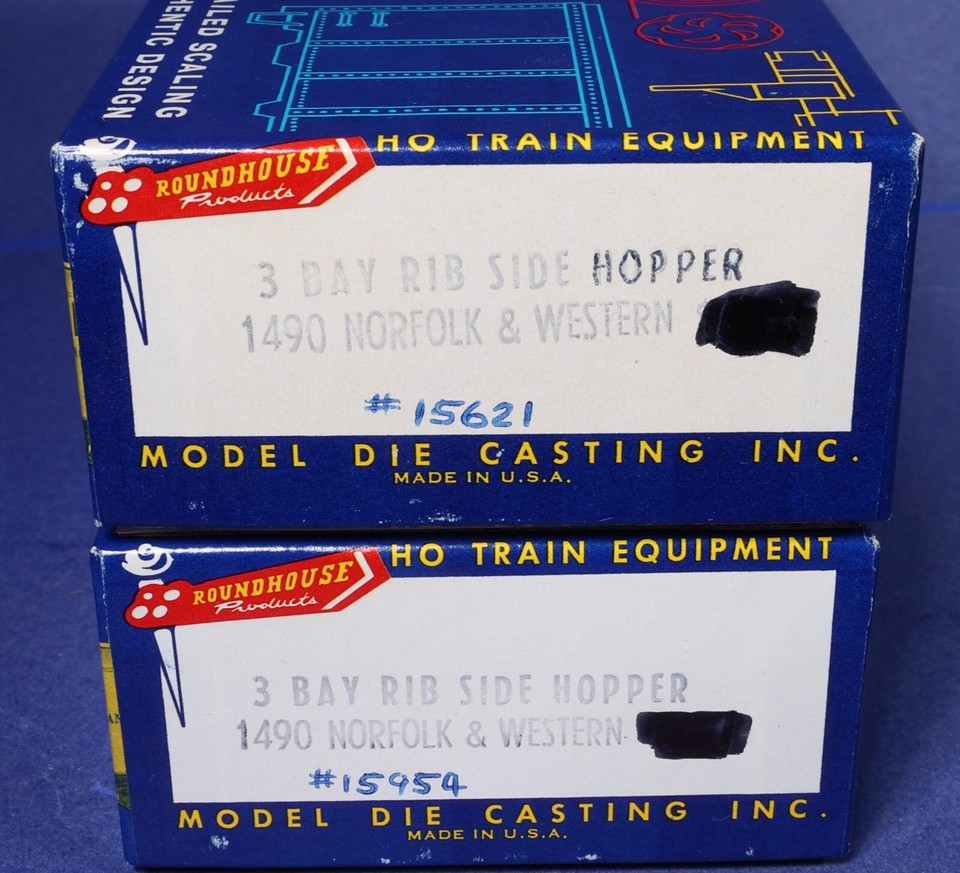 Lot 2 Roundhouse HO Scale Norfolk &Western 3-Bay Rib Side Hopper Car ...