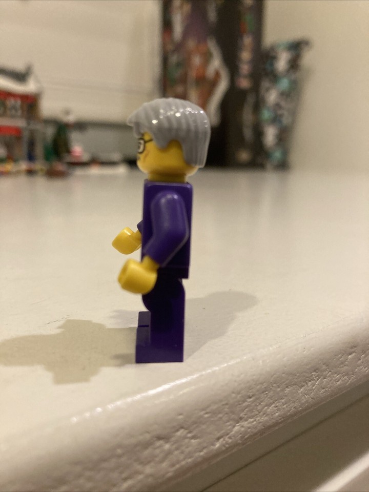 LEGO Ninjago Minifigure Postman (70751) (Genuine) | eBay