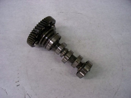 Kubota D722-E 3 cylinder diesel engine fuel camshaft and gear D722E ...