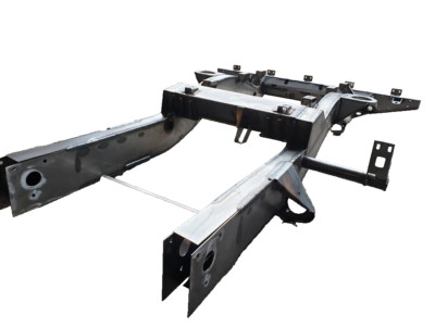 LANDROVER DEFENDER 90 TDI REPLACEMENT REAR HALF CHASSIS GOES UP TO THE ...