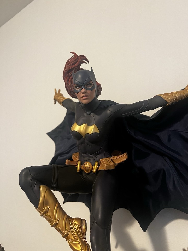 Sideshow BATGIRL Modern Version Premium Format Exclusive 1/4 Scale ...