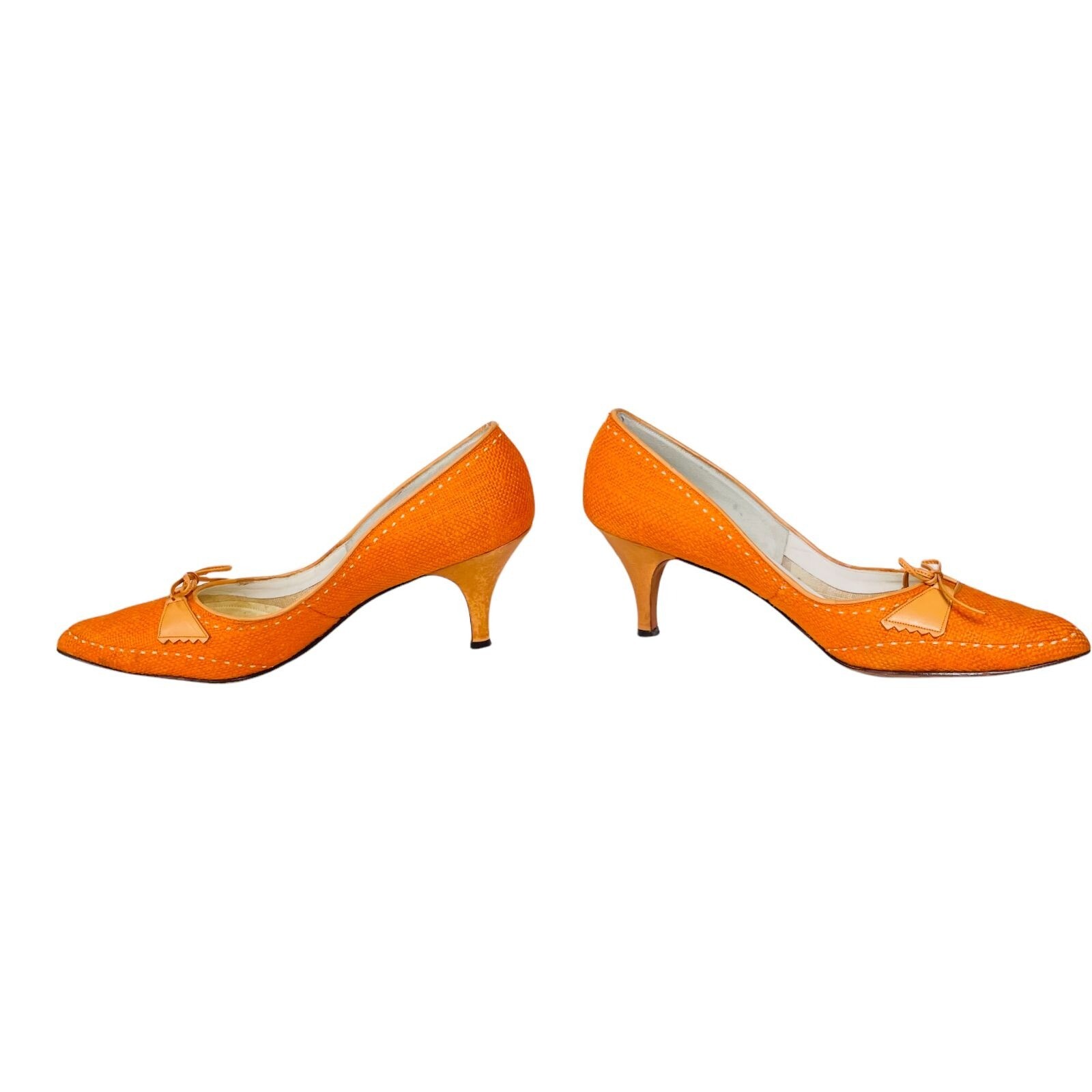 Vintage 1970s Gamins Orange Tweed Bow 2.5" Heels 7 - Gem
