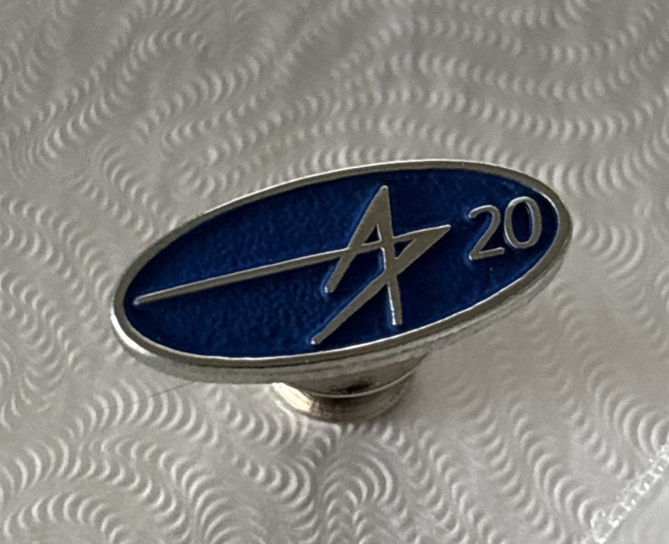 Lockheed Martin 20-Year Employee Service Award Pin With Original Box | eBay