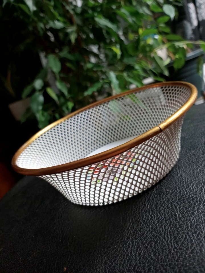 Vintage Artkrafts Hand Painted Metal Mesh Fruit Bowl Gold Rim Retro ...