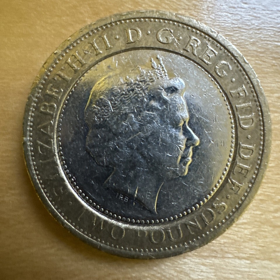 Rare £2 coin. Two Pound Coin Anniversary Of The Golden Guinea 2013 ...