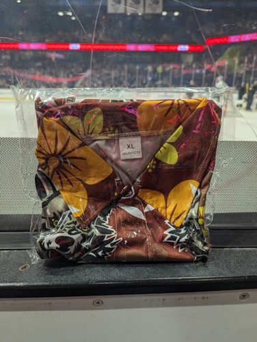 Chicago Wolves Hawaiian Shirt Giveaway 2/15/25 SGA Size XL | eBay