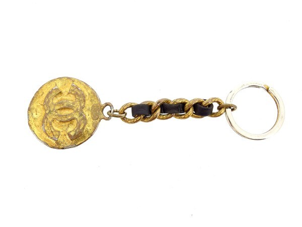 Authentic Chanel Key Ring CoCo Mark Key Holder Bag Charm Gold Black ...