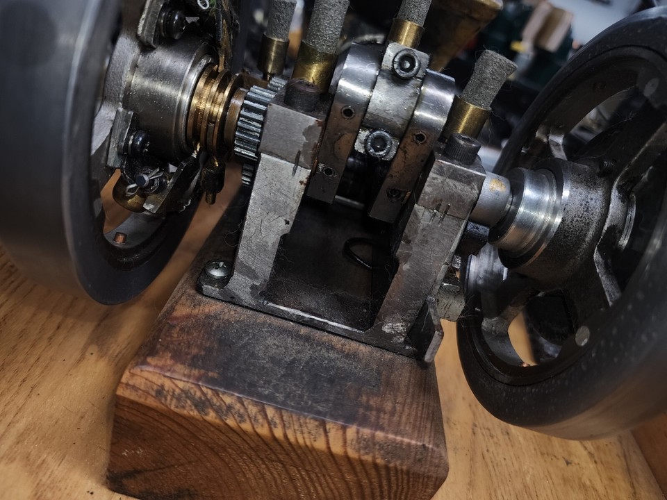 Shop Hobby Made RUNNING MACHINED HIT MISS MODEL GAS ENGINE MODEL 5.5 ...