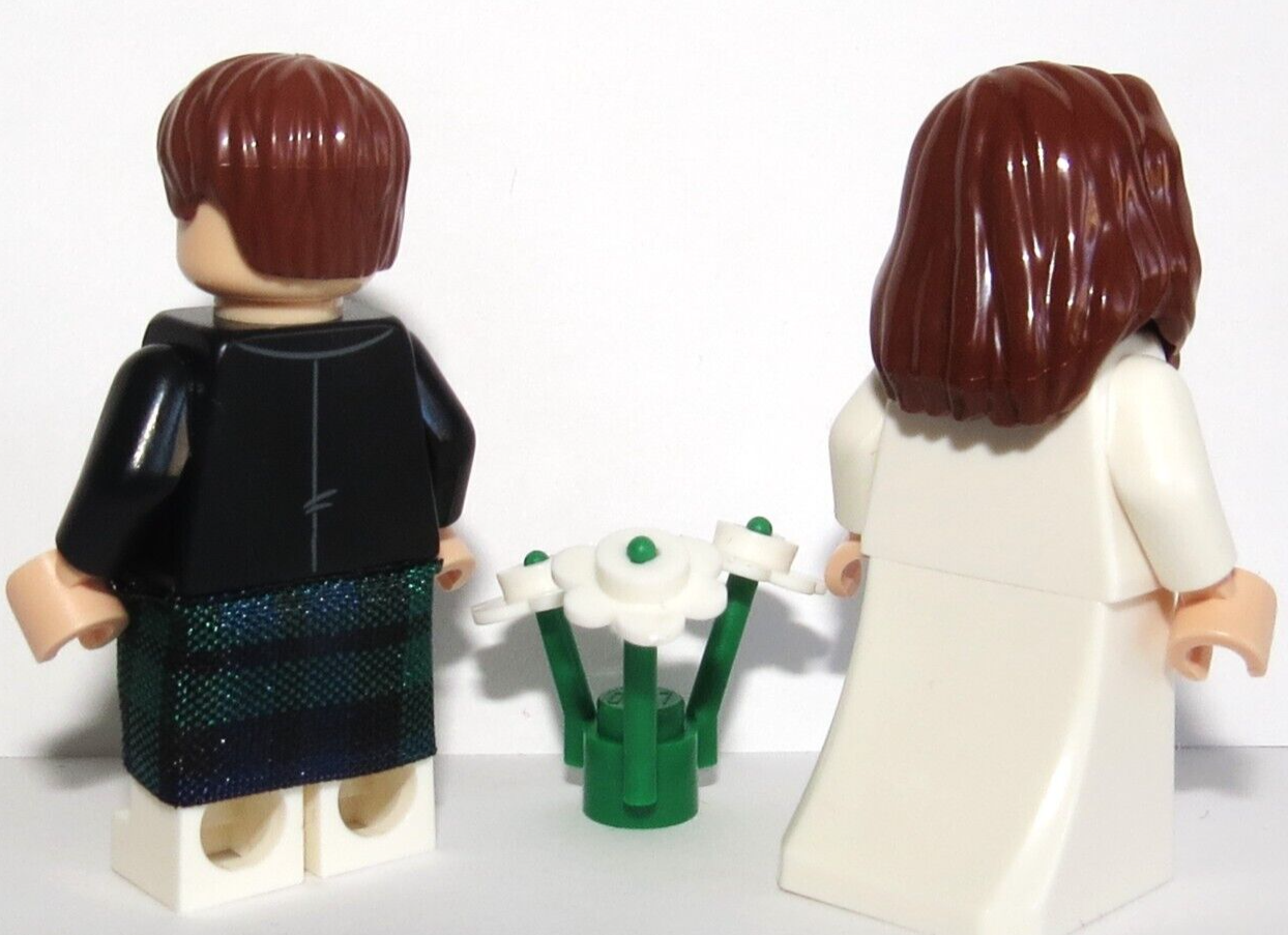 LEGO Bride Groom Minifigure Green Kilt Scottish Highland Flesh Skin ...