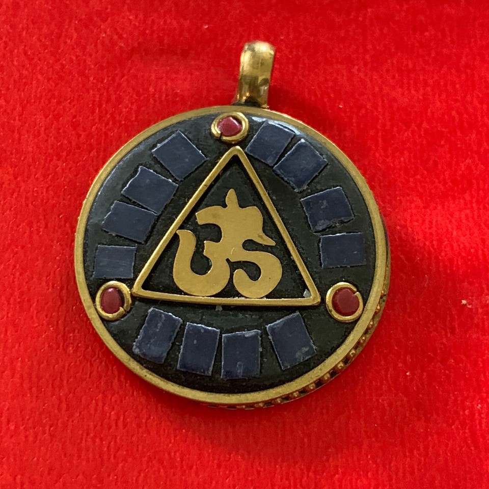 OM Aum Ohm Lapis Lazuli Coral Obsidian Circle Medallion Antique Gold ...