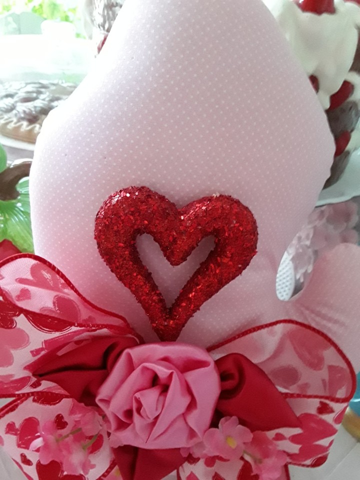 VALENTINE ROSES RED HEARTS PINK NEW FABRIC BIG MICHIGAN MAP PILLOW | eBay