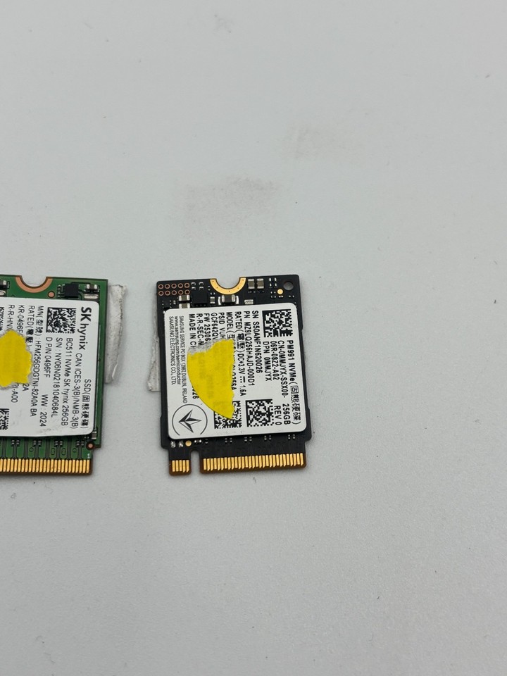 LOT OF 2 - 256GB 2230 - SSD M.2 NVMe 1 Notch Mixed Brands WD/HYNIX ...
