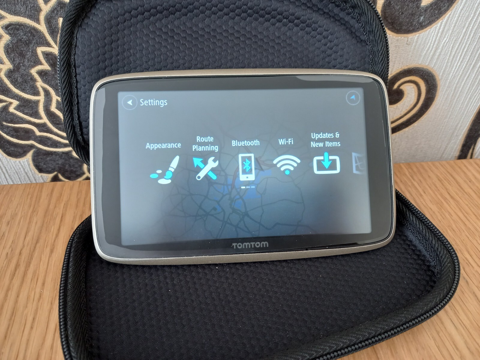 TomTom Go Premium X GPS Traffic and Speed Camera for sale online | eBay UK