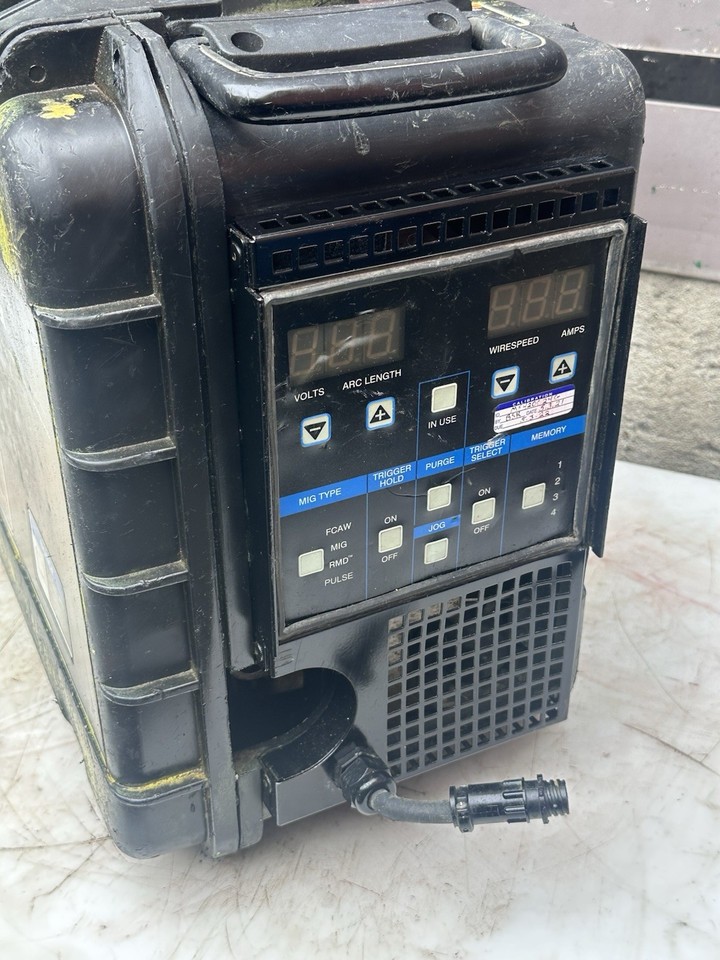 Miller FieldPro Smart Feeder MIG-FCAW-RMD-PULSE Suitcase Welder #5 | eBay