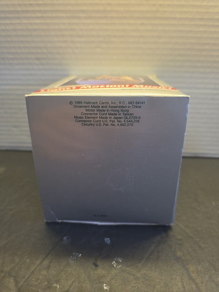VINTAGE 1989 JOYOUS CAROLERS Hallmark Magic Light Motion Music | eBay