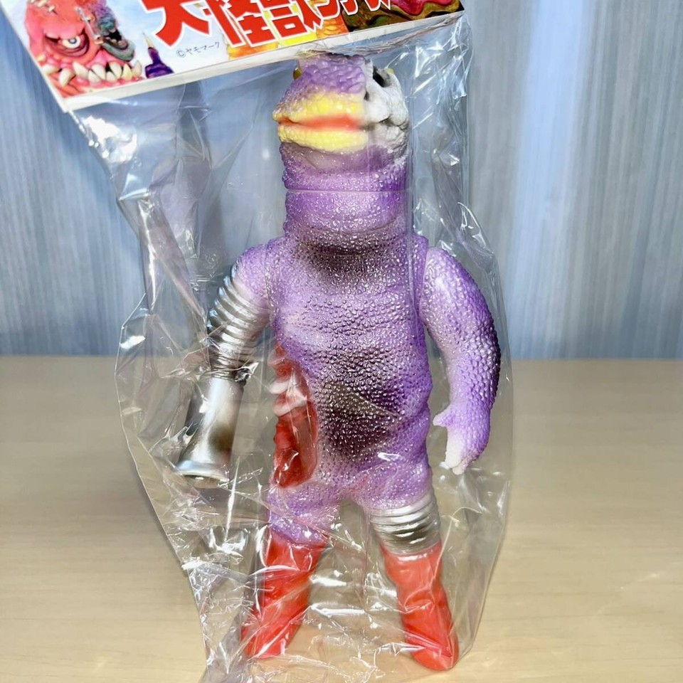 Yamomark Yamobazooka One up. Limited color Monster Sofubi sofvi yamomark | eBay