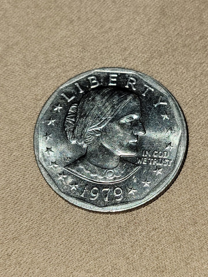 1979 Susan B Anthony Liberty FG - Frank Gasparro ONE DOLLAR U.S. Coin ...
