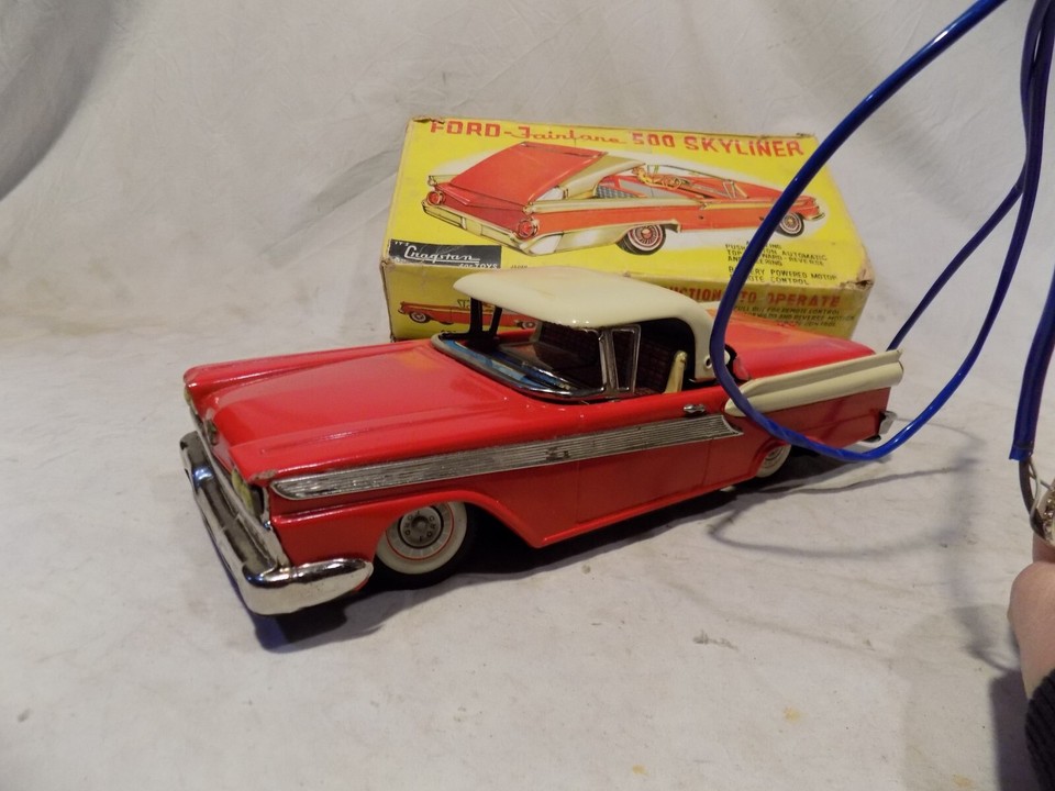 CRAGSTAN 1959 FORD FAIRLANE RETRACTABLE TIN REMOTE CONTROL CAR JAPAN ...