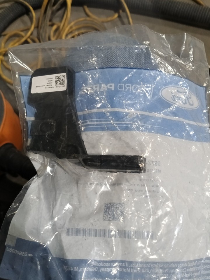 Genuine Ford Headlamp Assembly Mount Bracket DS7Z-13A004-A | eBay