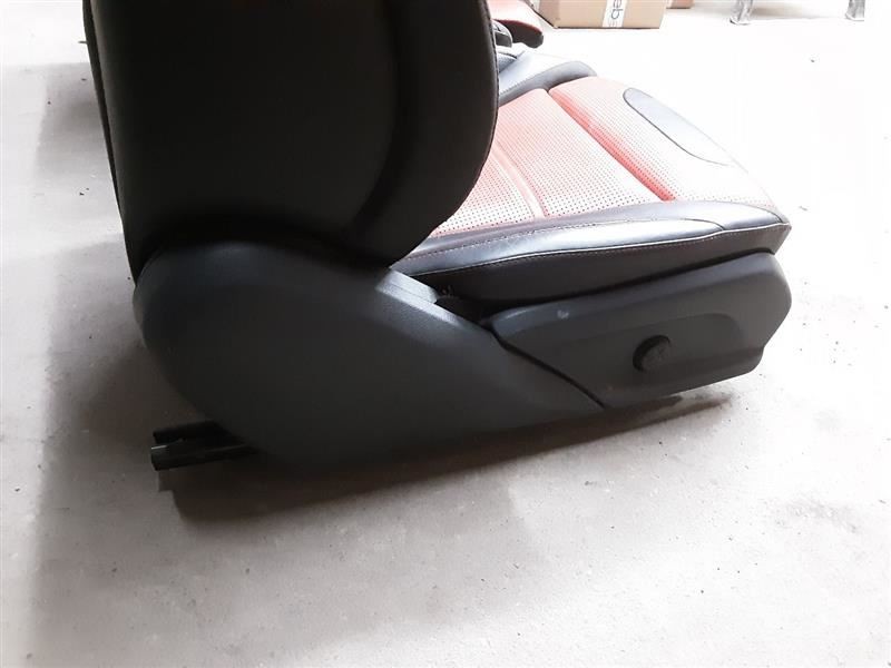 2016 MERCEDES BENZ C63S AMG RED AND BLACK FRONT SEATS SMALL RIP | eBay