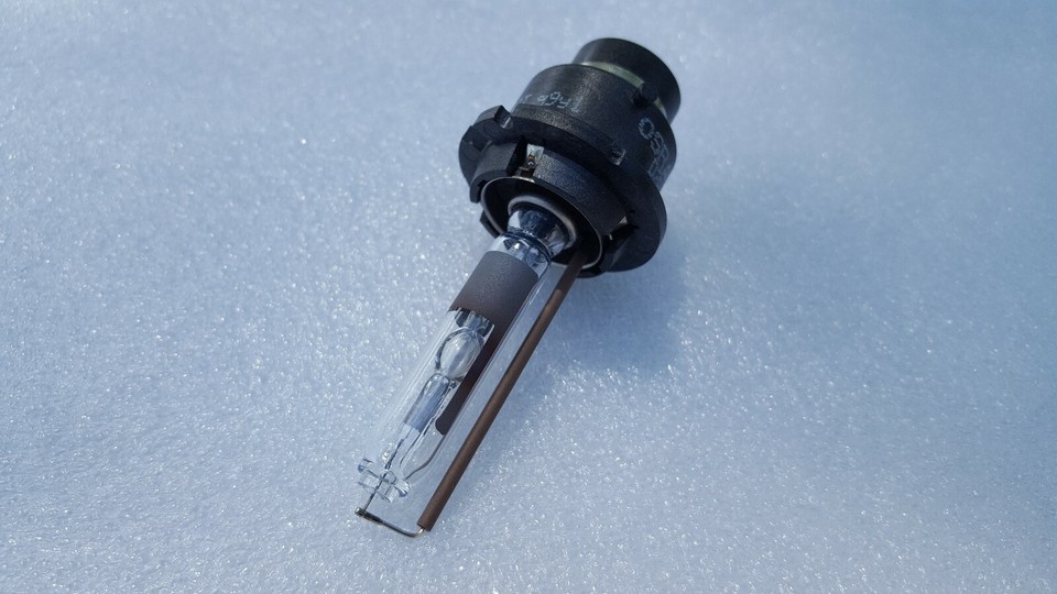 Osram D2R 35W HID/Xenon Headlight Bulb | eBay