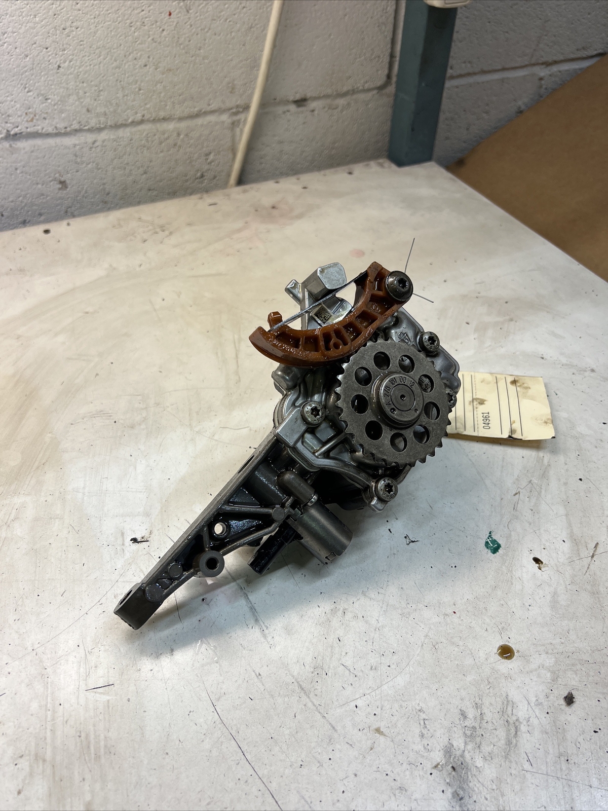 Engine Oil Pump Motor 1521800200 2781810601 OEM Mercedes C63s AMG C205 2017 | eBay