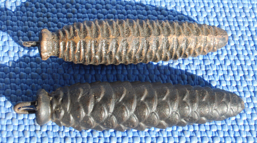 NICE Lot 2 Vintage PINE CONE Cast Iron CUCKOO CLOCK WEIGHTS 15 oz each ...