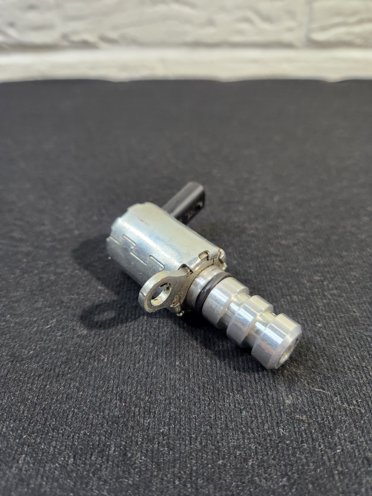 2016-2023 AUDI OIL Pressure Control Valve 06K115243L. Fits Various VW ...