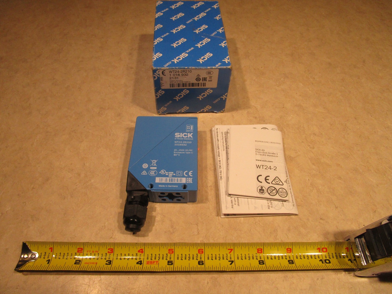 SICK WT24-2R210 PHOTOELECTRIC PROXIMITY SENSOR 24-250 VAC/DC P0024 for ...