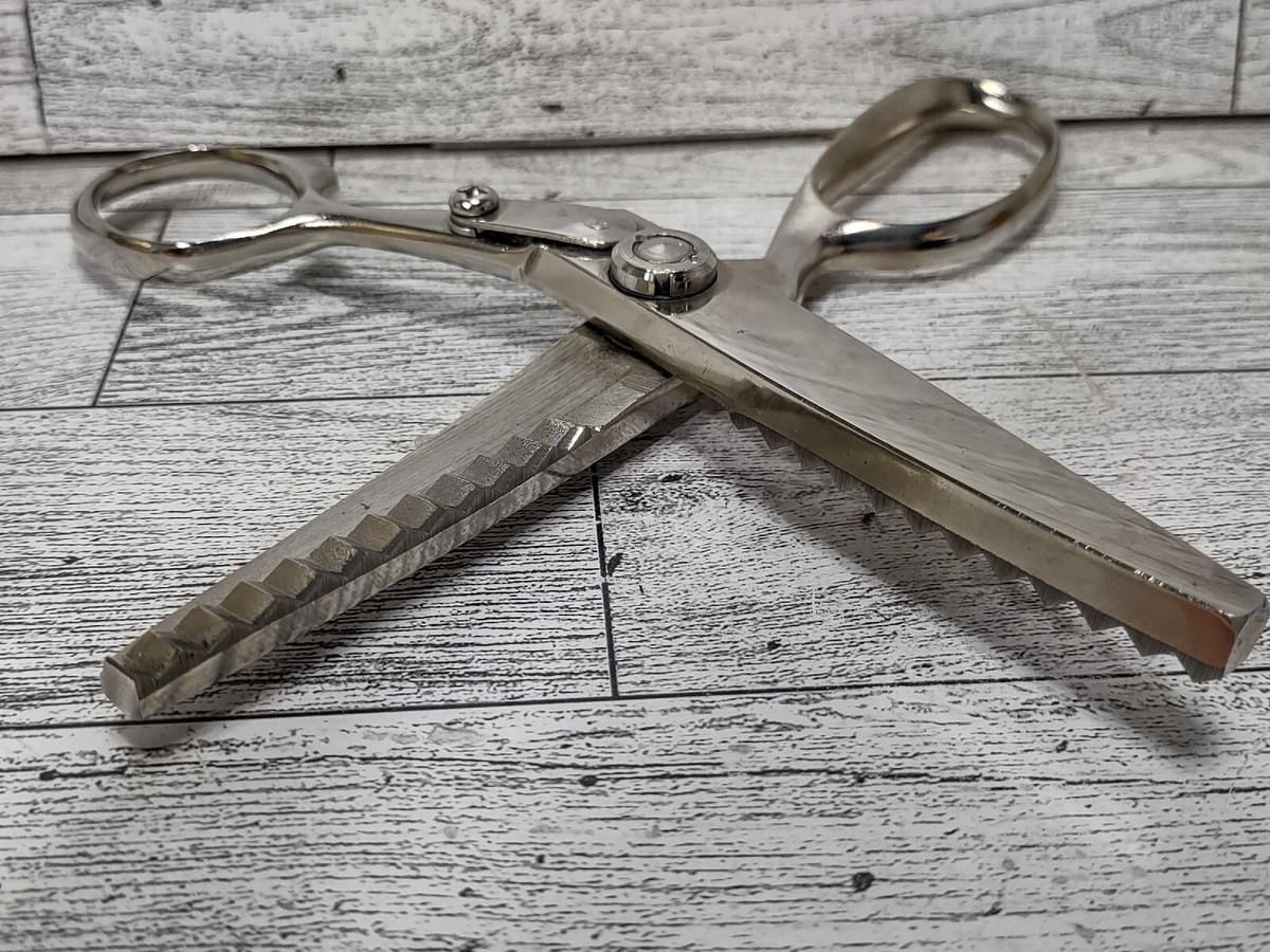 Electric Pinking Scissorsshears Vintage Sears Pinkers In TOOLS