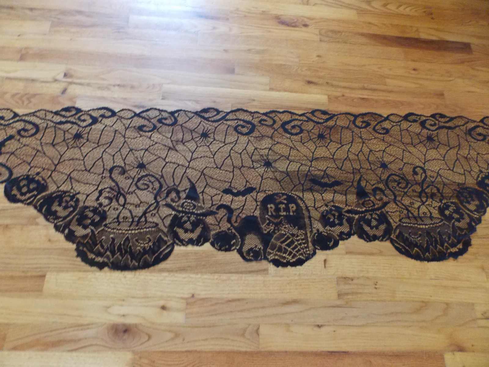 HERITAGE LACE BLACK HALLOWEEN RIP WITCHES BREW MANTEL SCARF 19L BY 89W ...