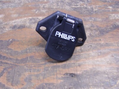 Phillips 16-724 -Way 2-Hole Bullet Termination Split Pin Socket ...