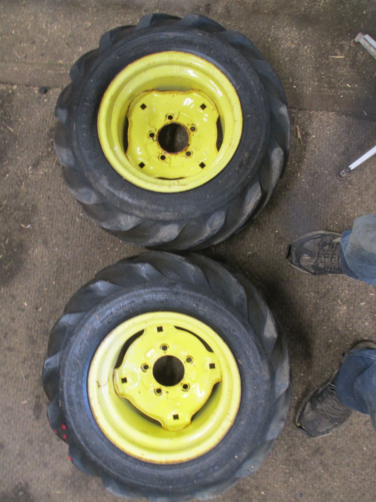 John Deere 325 345 GT235 GT262 GX335 23X10.5-12 2 Rear Bar Tires + Rims ...