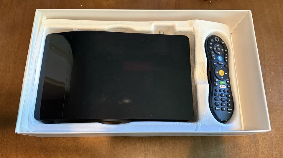 TiVo Bolt Vox 3TB 4K DVR & Streaming Media Player - With Remote And ...