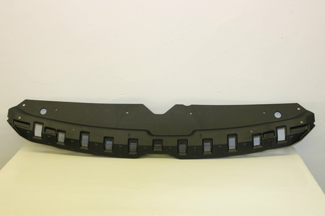 Hyundai I20 Bumper Bonnet Grill Upper 2015-2020 Genuine 86353C8000 for ...