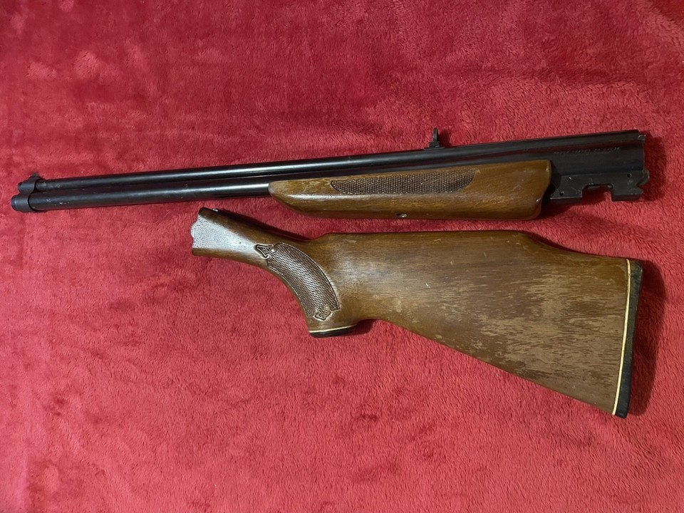 Savage 24d SeriesM 22 mag -20 gauge 3-in chamber 24-in Barrel, stock ...