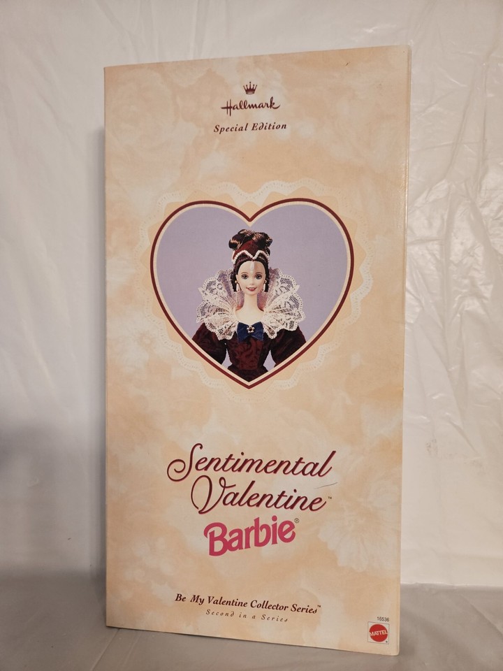 1996 Sentimental Valentine Barbie Hallmark Special Edition Mattel 16536 ...