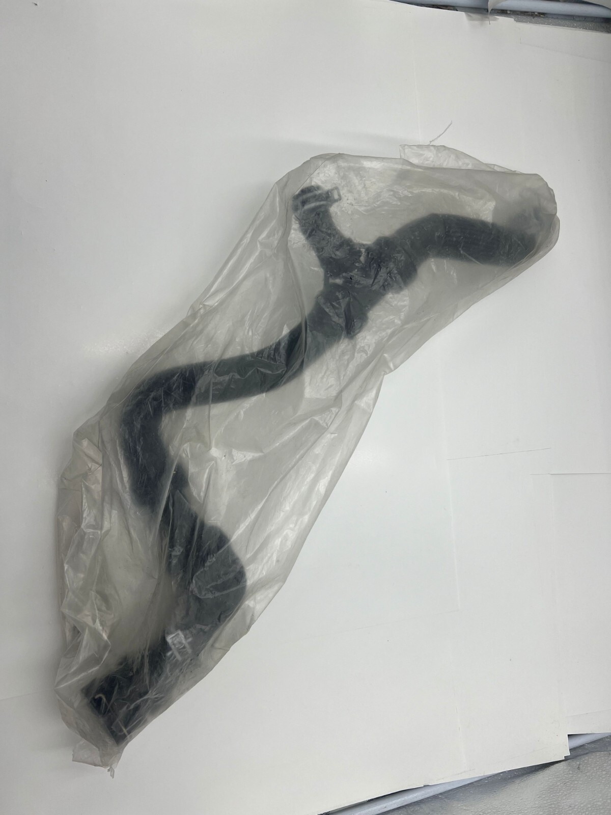 (!Ty 1) Volvo Lower Radiator Hose- P3 S60 5 Cylinder 32249278-121160 | eBay