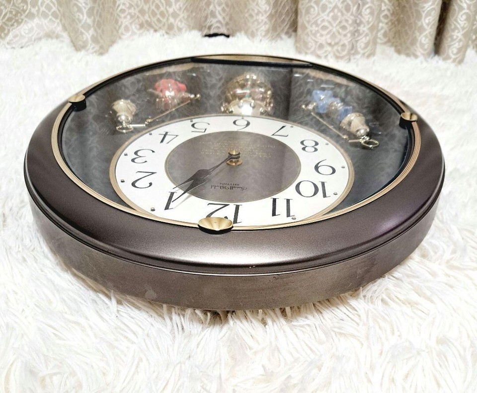 small world RHYTHM 4MH710 Rhythm Clock Karakuri Wall Hanging Vintage ...